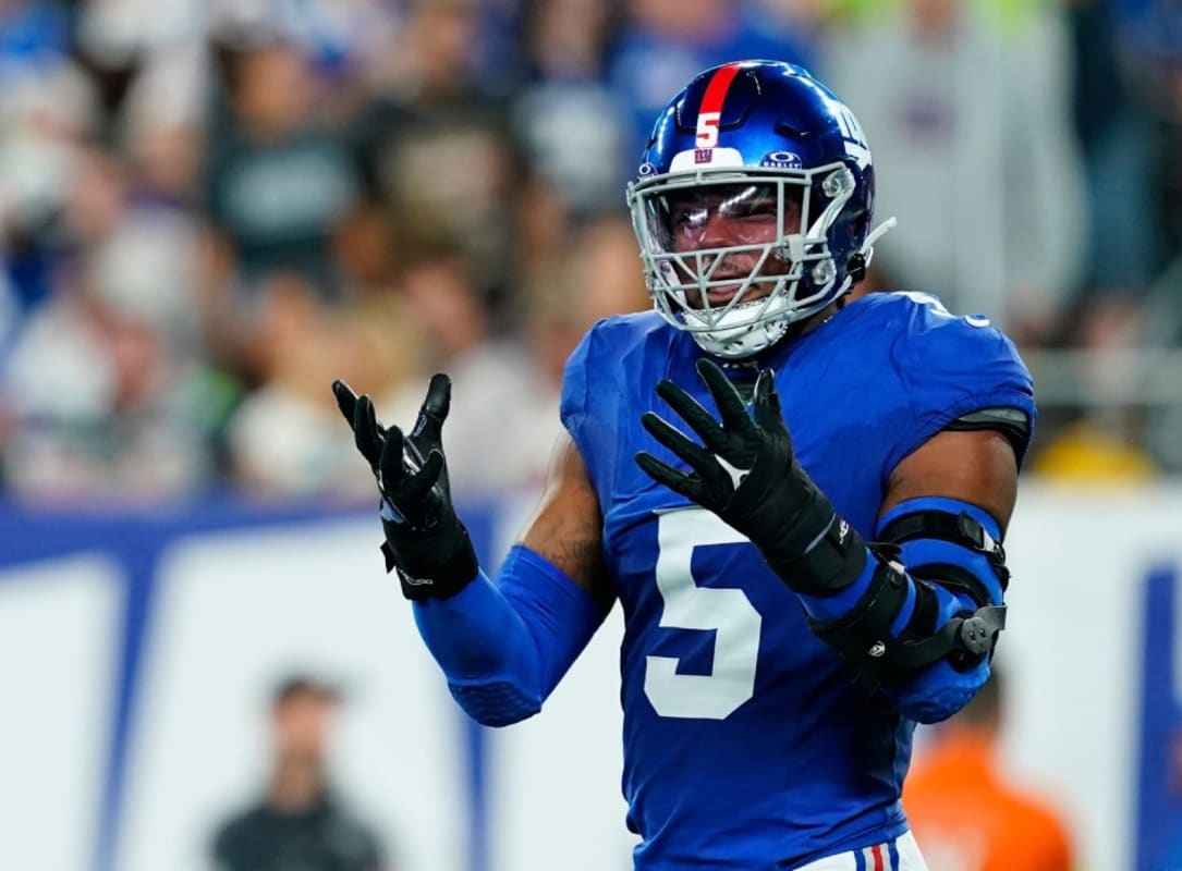 Kayvon Thibodeaux Says Giants Mishandled Saquon Barkley Contract Situation