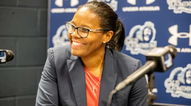 Women’s Basketball Legend Nikki McCray-Penson Has Died | WKKY Country 104.7