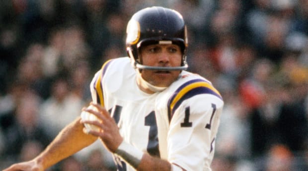 Joe Kapp, Vikings’ NFL Championship-Winning Quarterback, Has Died