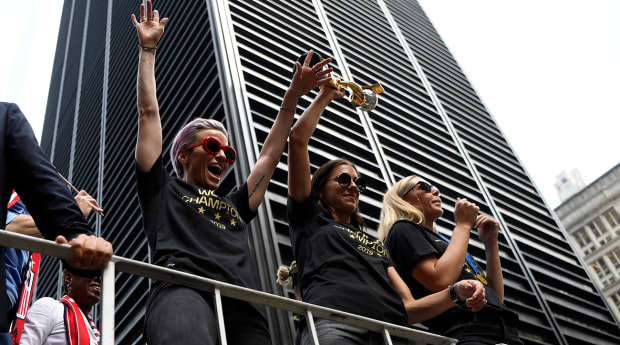 USWNT Fans Thrilled By Star-Studded Roster Reveal Video Featuring ...