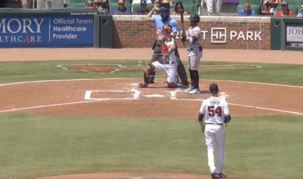 MLB Umpire Ángel Hernández Had Another Embarrassingly Bad Game Behind ...