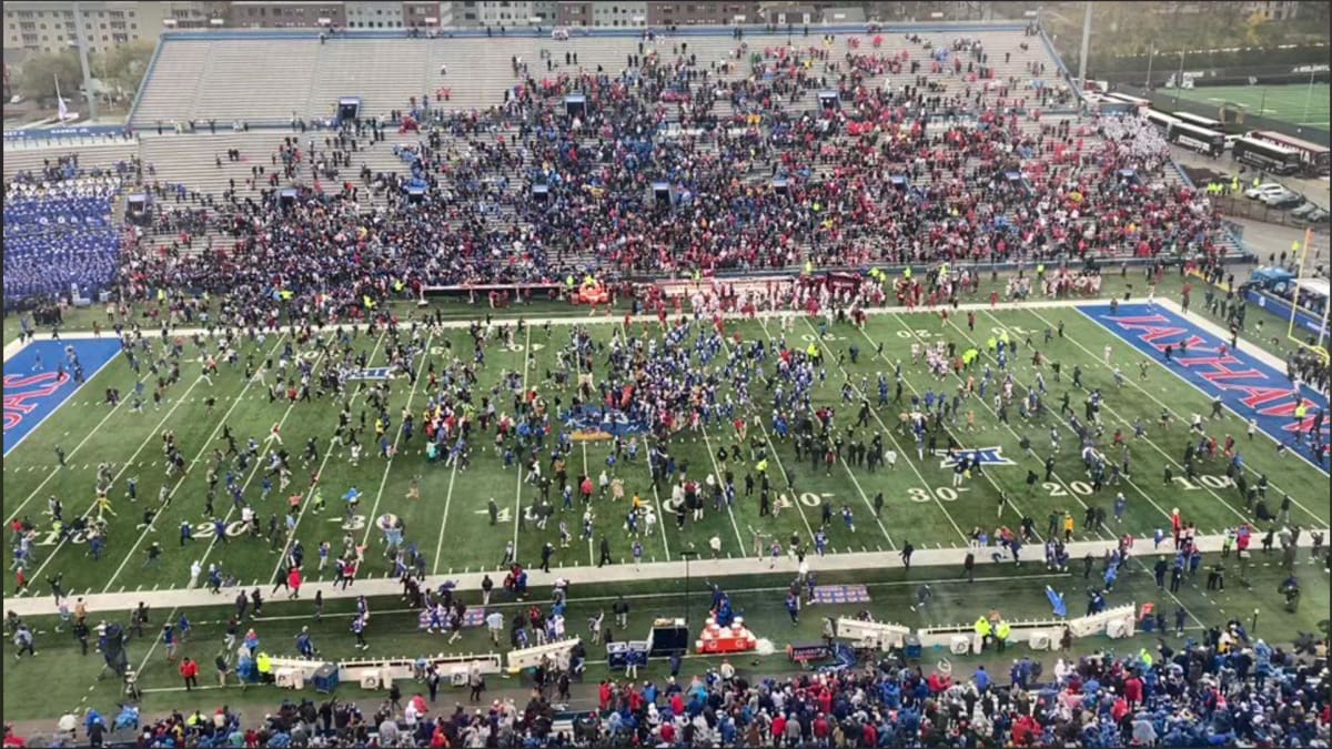 Kansas Fans Storm Field for First Win Over Oklahoma Since the 1990s