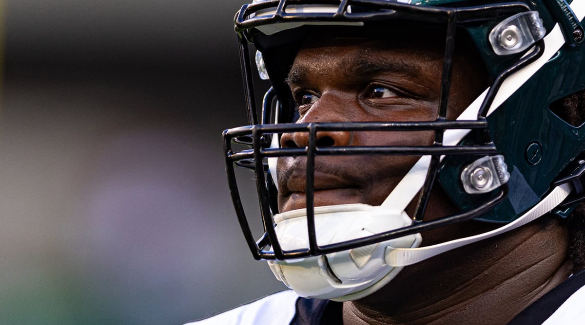 NFL Fans React to Jordan Davis Having the Voice of an Angel on Eagles ...