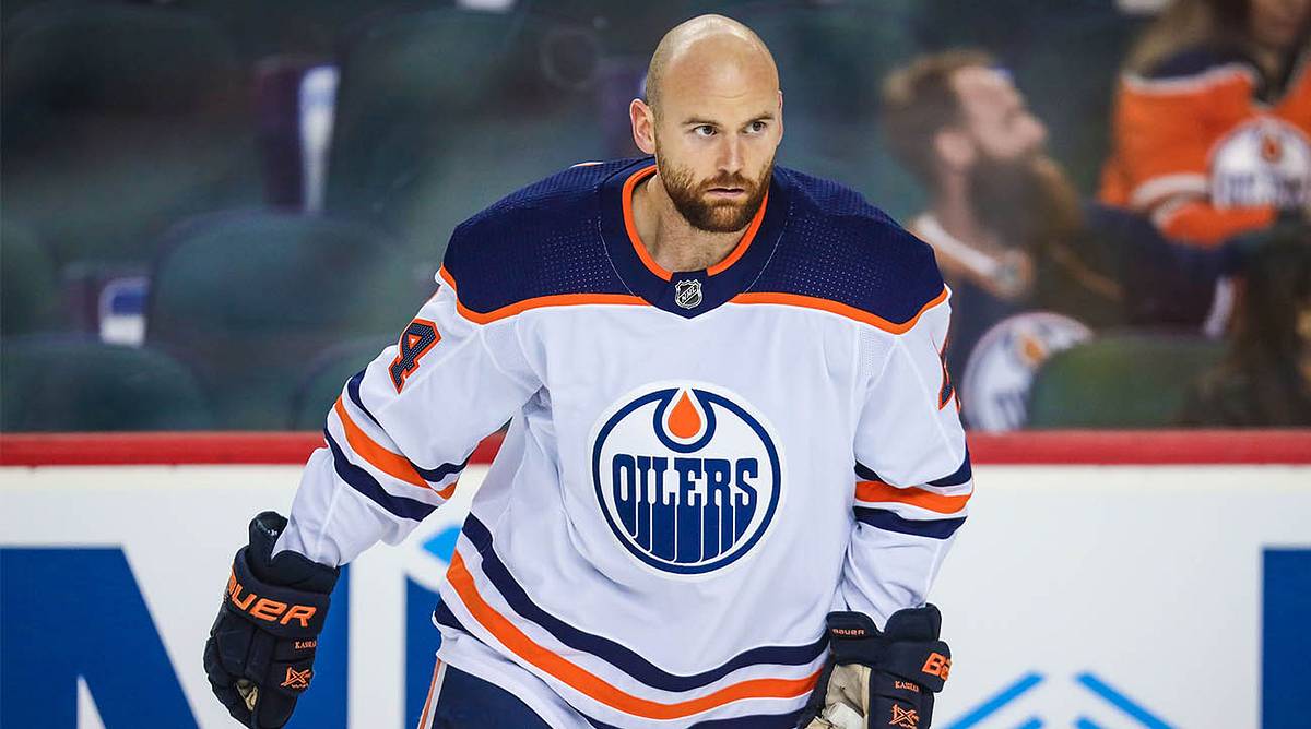 Edmonton’s Zack Kassian Kicks Lightning Defenseman in Chest | WKKY ...