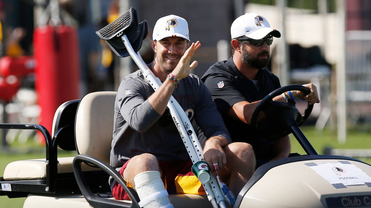 New Alex Smith Doc Includes Horrifying Photo of Injured Leg Days After ...