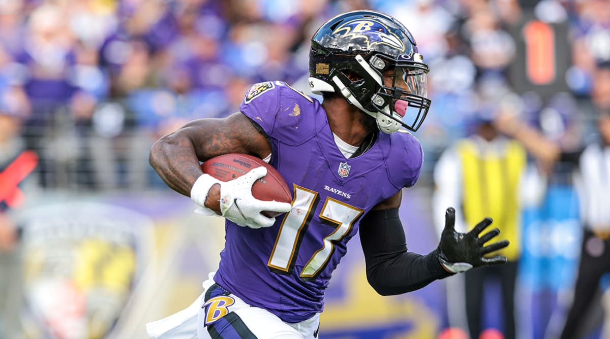 Report: Bucs to Sign Le’Veon Bell, ‘Likely’ to Place Fournette on ...