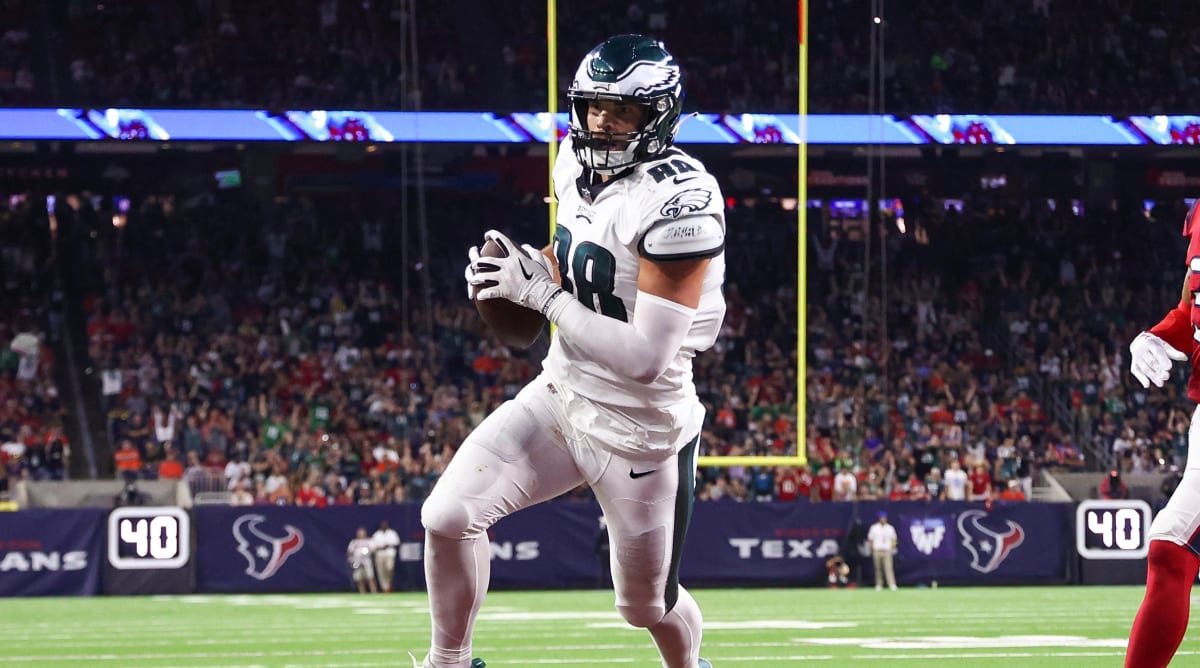 Eagles’ Goedert Activated From IR, Expected to Play vs. Cowboys | WKKY ...