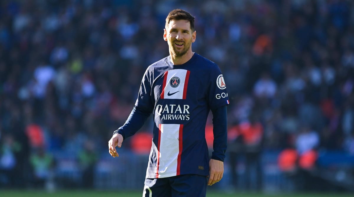 Lionel Messi’s Father on Idea of PSG Star Rejoining Barcelona | WKKY ...