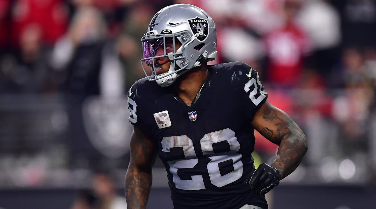Raiders’ Jacobs to Play vs. Chiefs After Father’s Surgery | WKKY ...