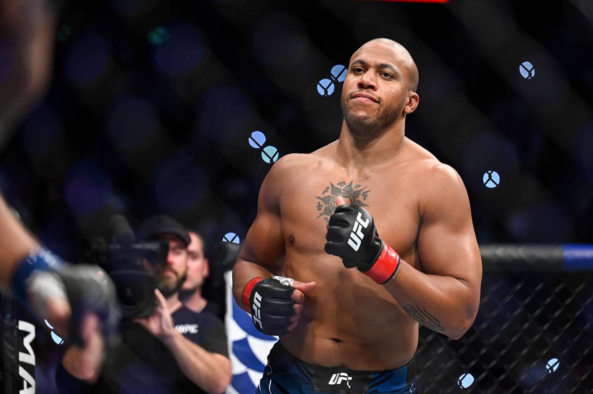 Ciryl Gane Inviting Kylian Mbappé and His Teammates to UFC 285 | WKKY ...