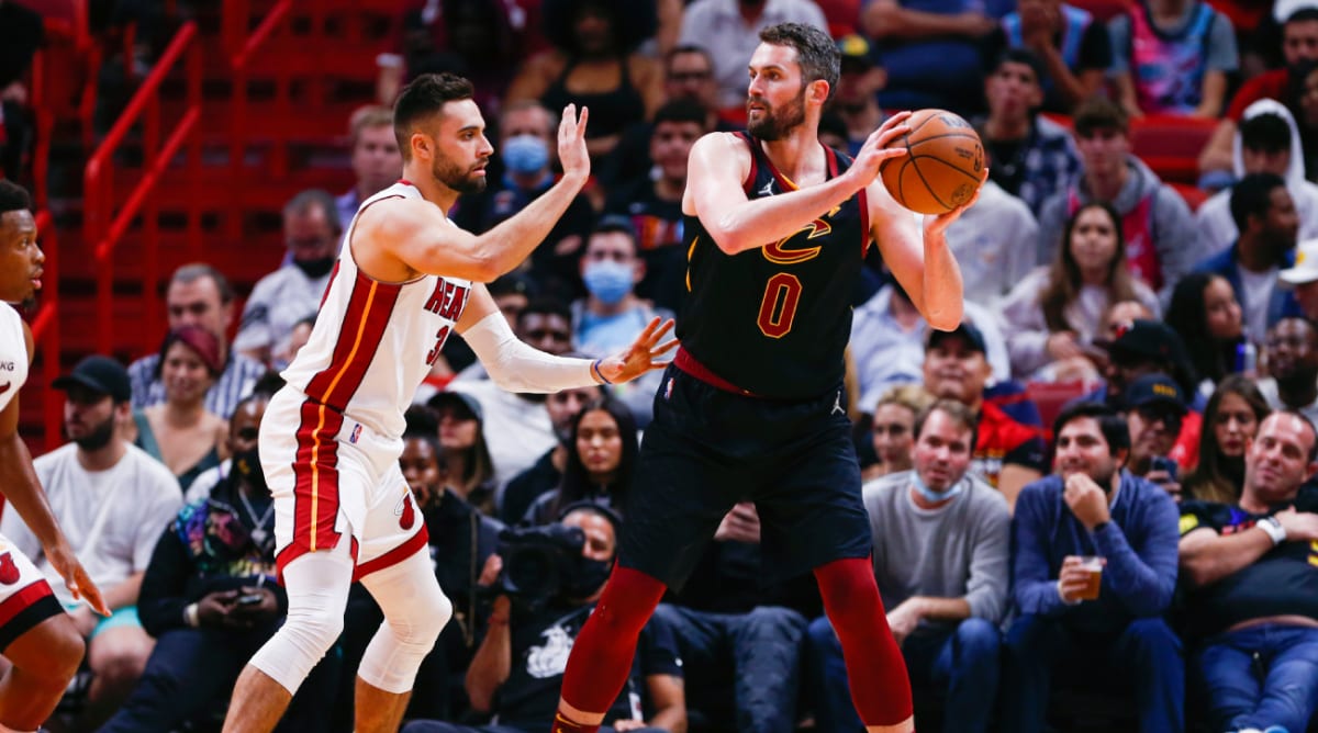 Report: Heat Favorites to Land Kevin Love After Cavs Buyout | WKKY ...