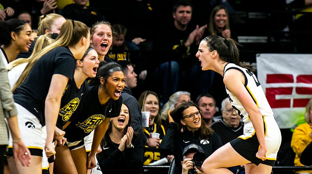 Basketball World Reacts to Iowa Star Caitlin Clark’s Three-Point Buzzer ...