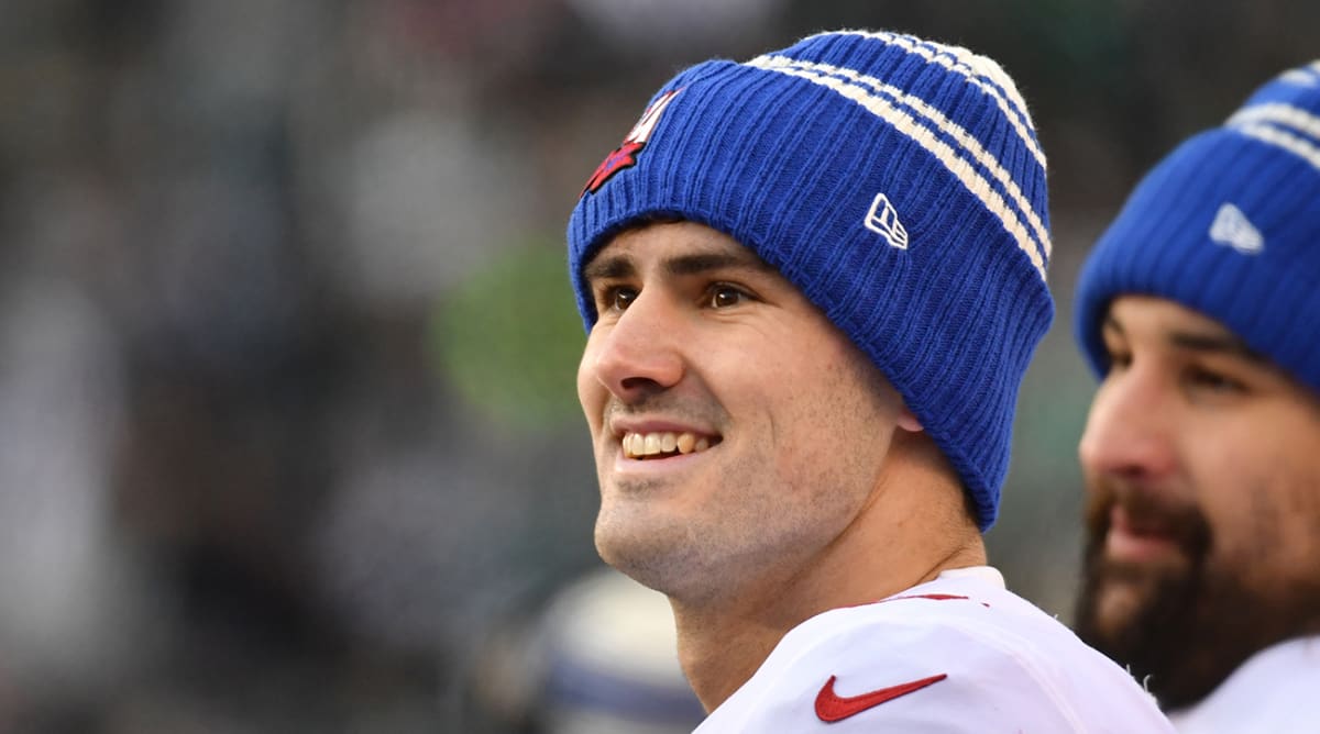 Source: Here Are the Details of Daniel Jones’s New Deal | WKKY Country ...