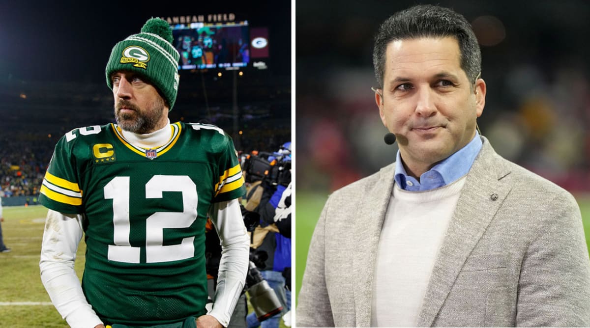 Adam Schefter Posts Screenshot of Dismissive Text Aaron Rodgers Sent Him