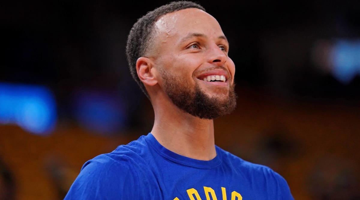 Steph Curry Blasts Home Run During Batting Practice in Oakland | WKKY ...