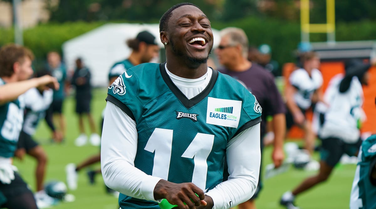 AJ Brown Seemingly Addresses Reported Deebo Samuel Extension | WKKY ...