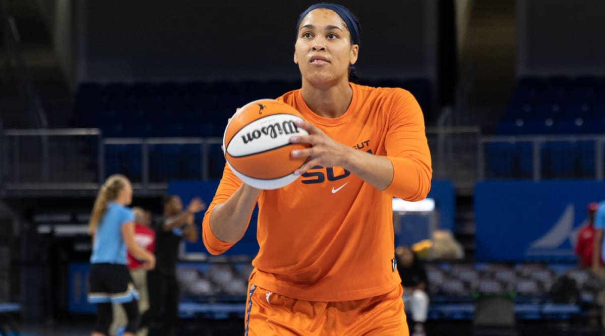 Sun’s Brionna Jones Named WNBA’s Sixth Player of the Year | WKKY ...