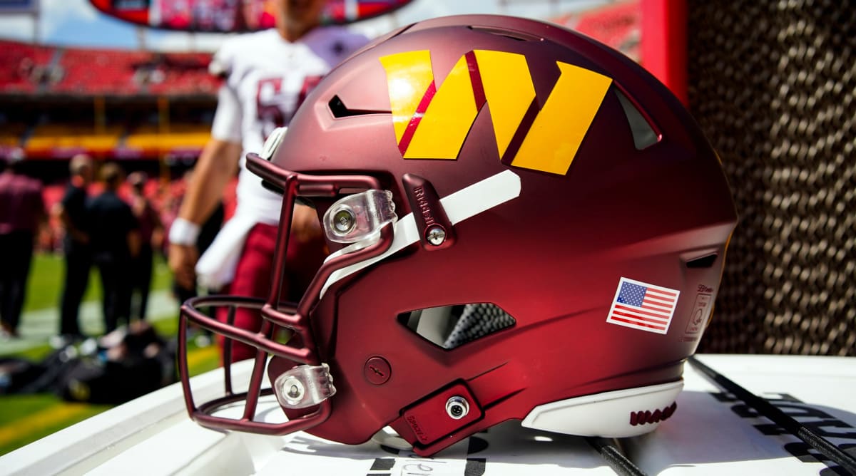 Commanders to Honor UVA Shooting Victims With Helmet Decals | WKKY ...