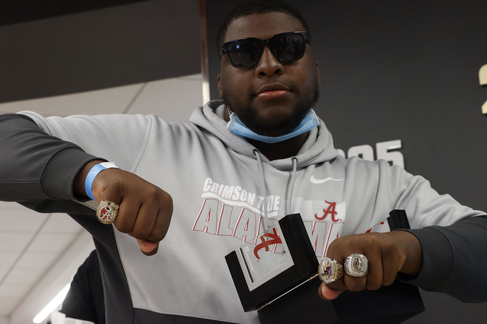 Alabama Football Receives Rings for 2020 National Title - Sports ...