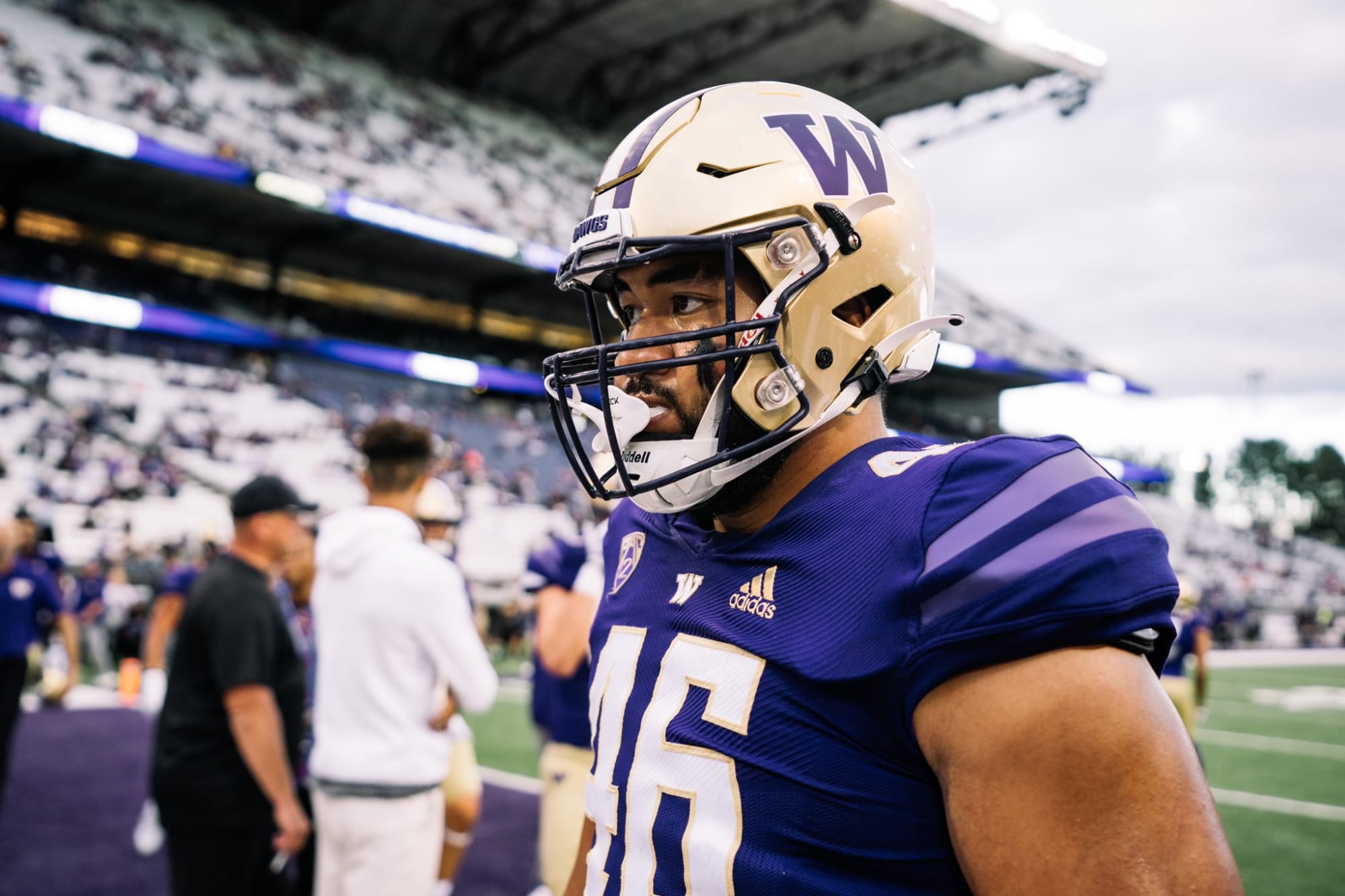 Husky Roster Review: Filled-Out Asoau-Afoa Looks for More Minutes ...