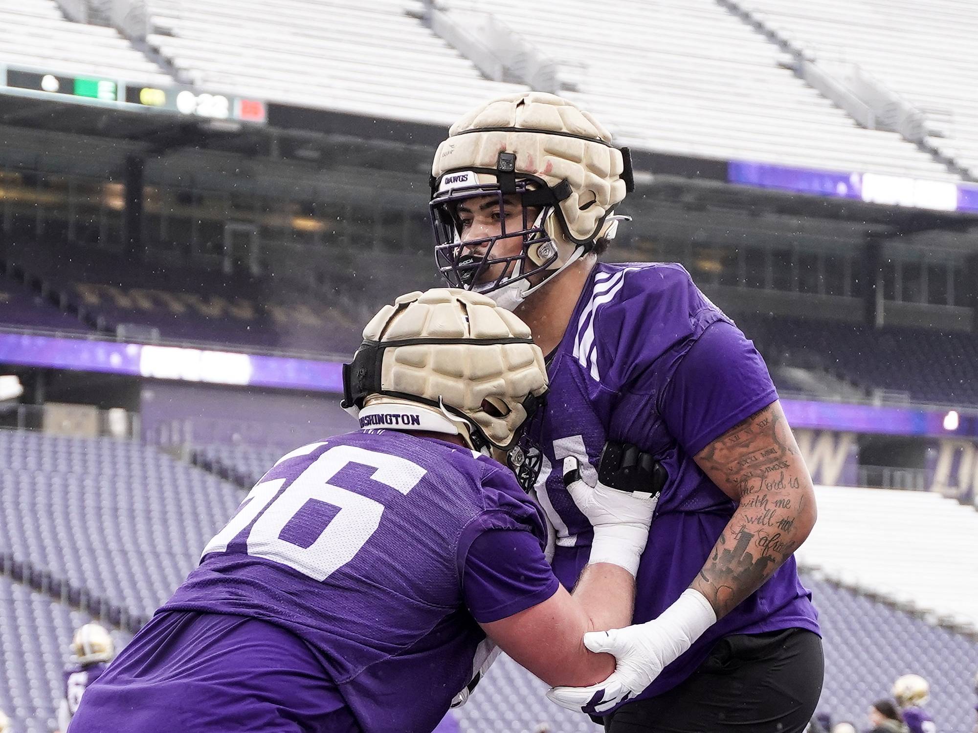 Husky Roster Review: Kalepo Got Smaller and His Role Got Bigger ...