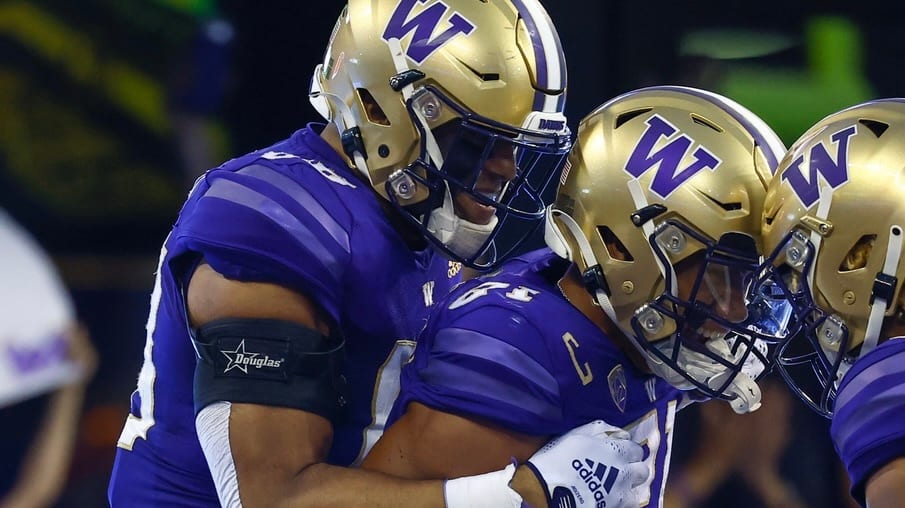 Husky Roster Review: It's Time to See Much More of Quentin Moore ...