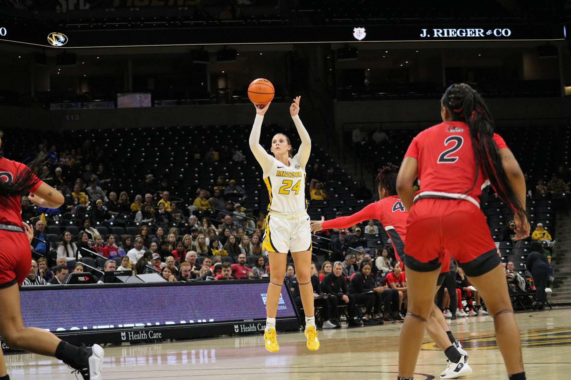 Missouri Dominates Southeastern Missouri in All-Around Team Effort ...