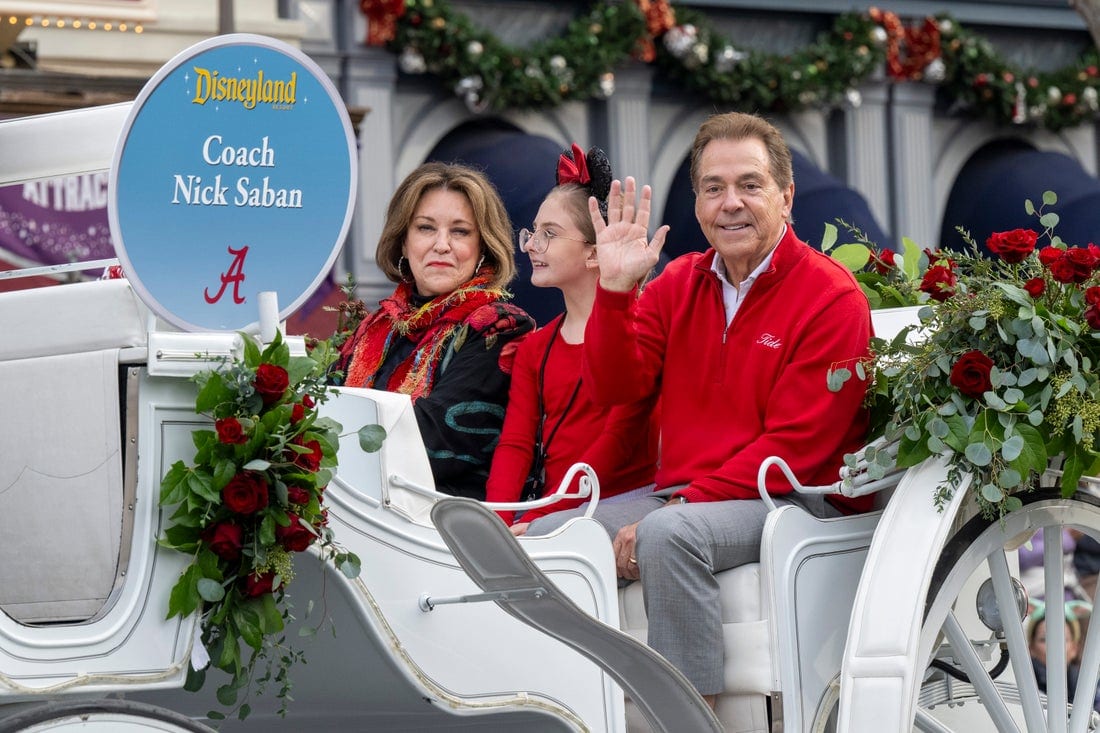 Alabama Football Visits Disneyland During Rose Bowl Week - Sports ...