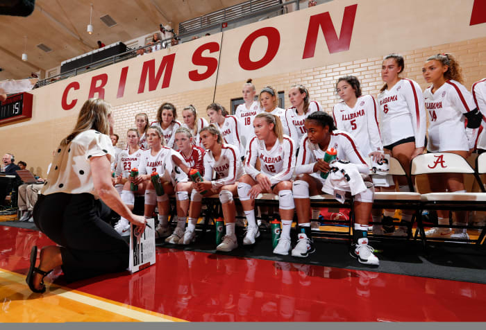 Alabama volleyball-Lindsey Devine-Kaylee Thomas-Merv Mosher-Crimson ...