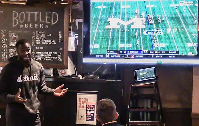 Video: Good Michigan Morning 10/10/19 - Sports Illustrated Michigan ...