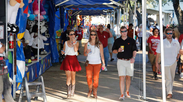 Oklahoma vs Texas: Fletchers’ Original State Fair Corny Dog history ...