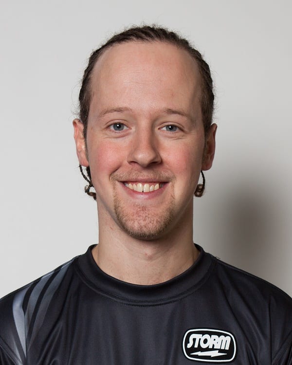 Afro bowler Kyle Troup does hilarious celebration dance (video ...