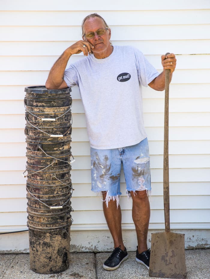 MLB leans on longtime mud supplier, not Rawlings, to coat balls ...