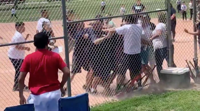 Parents brawl at youth baseball game in Lakewood, Colorado (video ...