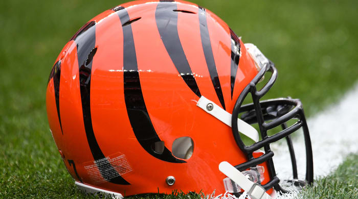 Cincinnati Bengals jerseys: The Uni Watch Redesign Challenge - Sports ...