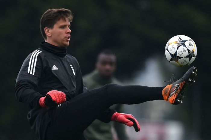 Mattia Perin Hails 'Huge Bonus' of Cristiano Ronaldo Arrival at ...