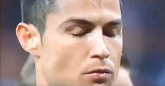PHOTOS: Cristiano Ronaldo Responds Brilliantly to Having Laser Pointed ...