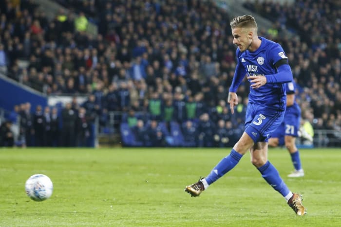 Cardiff Full Back Joe Bennett Signs Three Year Contract Extension With ...