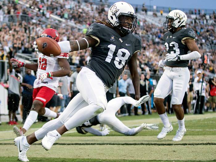Shaquem Griffin: One-handed UCF linebacker eyes NFL - Sports Illustrated