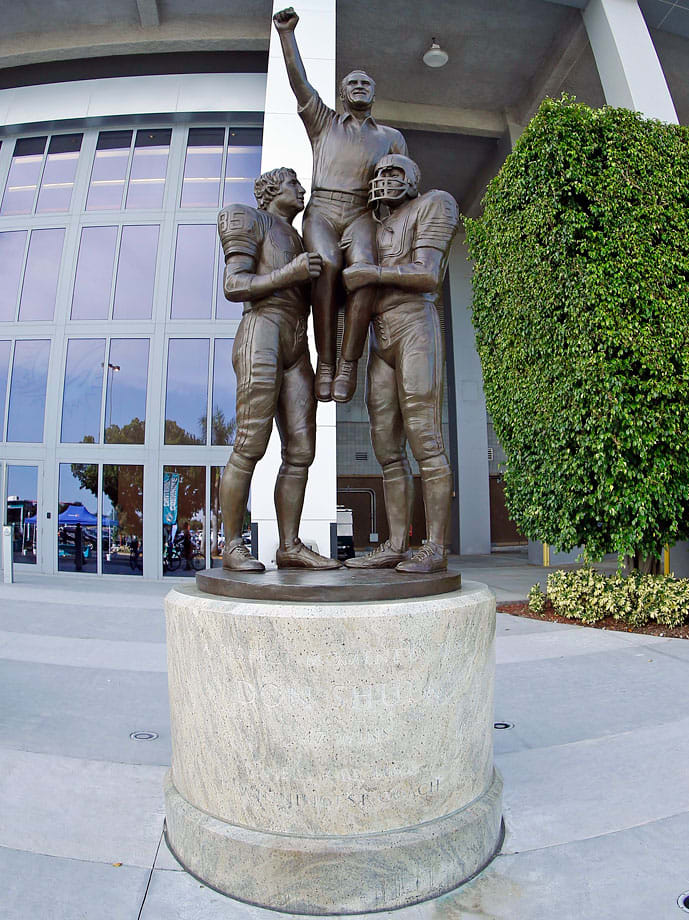 Peyton Manning statue: an Indianapolis Colts monument - Sports Illustrated