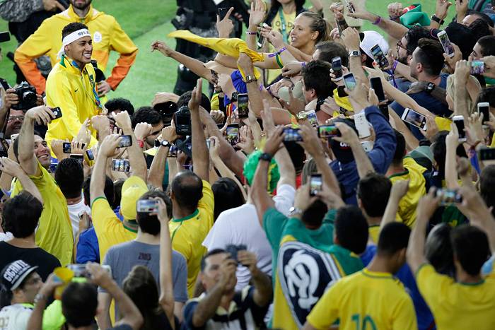 Neymar: Best photos of Brazil, PSG superstar - Sports Illustrated