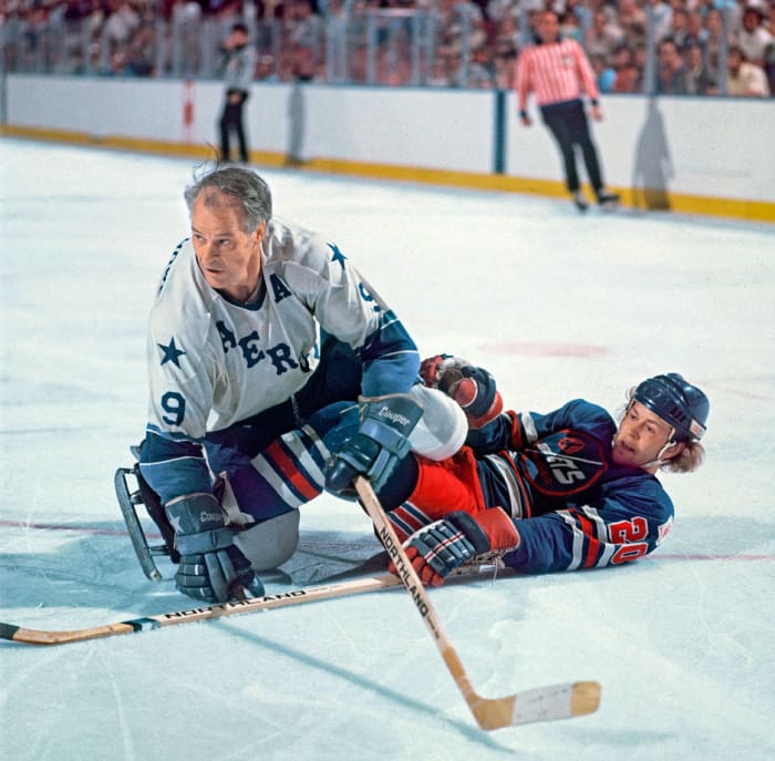 Gordie Howe rare photos - Sports Illustrated