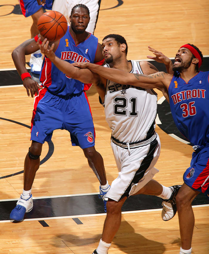 Tim Duncan Rare SI Photos - Sports Illustrated
