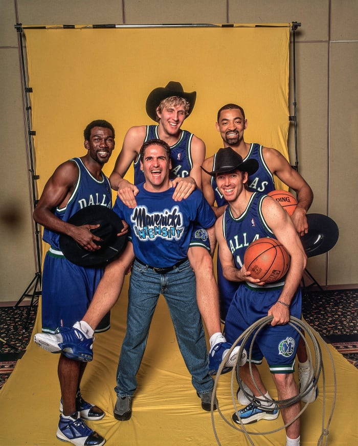 Dallas Mavericks' Infamous Cowboy Shoot From 2001 - Sports Illustrated