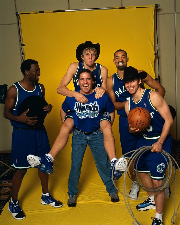 Dallas Mavericks' Infamous Cowboy Shoot From 2001 - Sports Illustrated