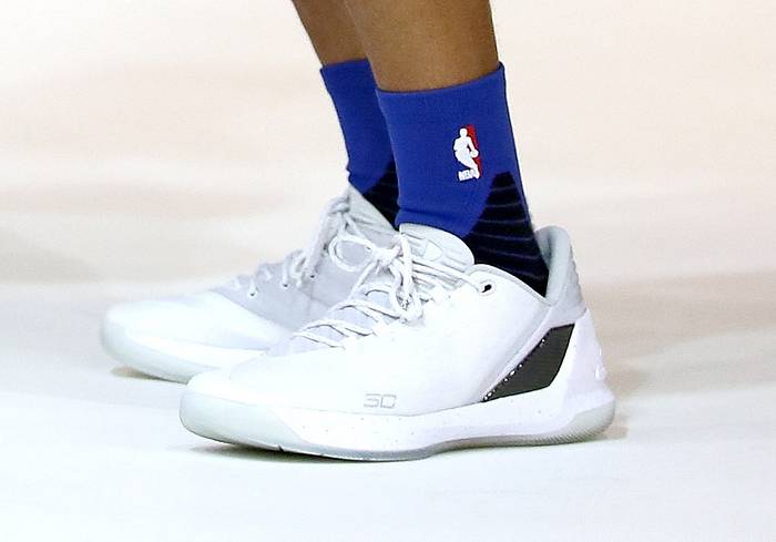 Stephen Curry: Chef Curry 3 UnderArmour sneakers debut - Sports Illustrated
