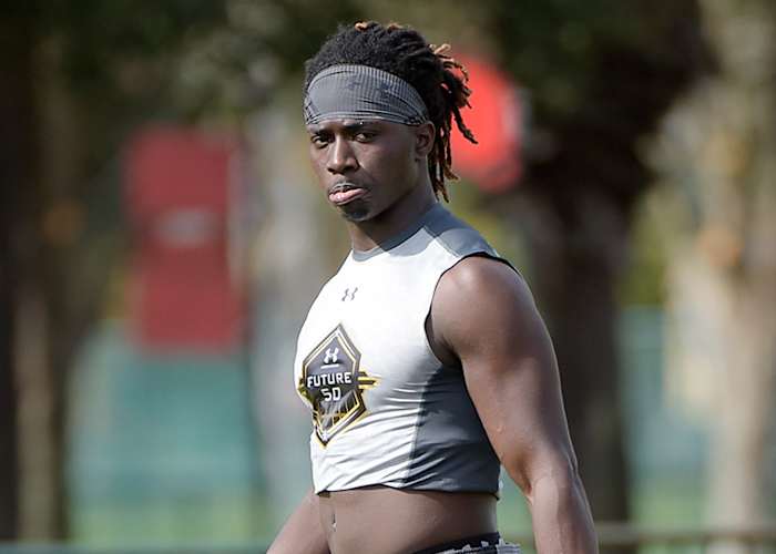 College football recruiting: Get to know Dylan Moses - Sports Illustrated