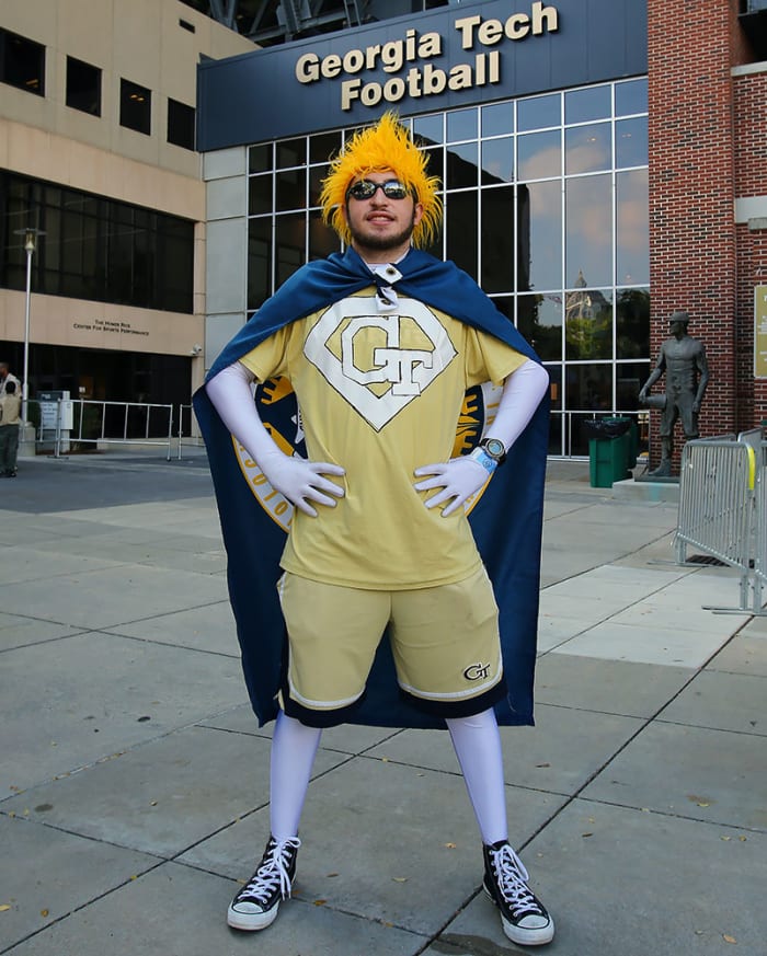 College football Fans of the week: Nicole Harrison photos: Hot Clicks ...