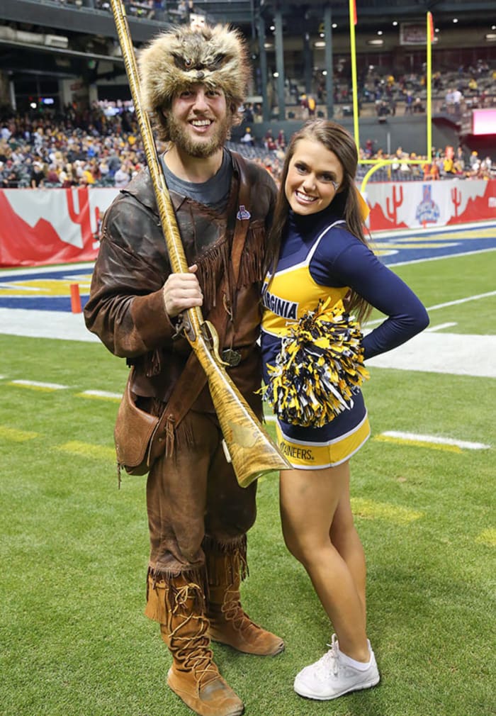 Cheerleader of the Week: Shaleigh - Sports Illustrated