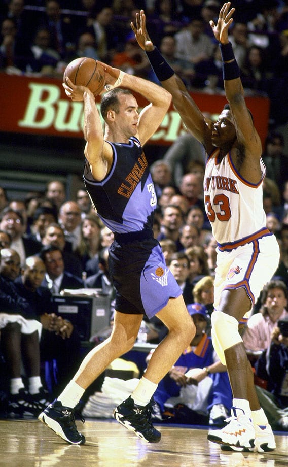 Hot Clicks: Lizzy Caplan; NBA's All-Time Top Draft Busts - Sports ...